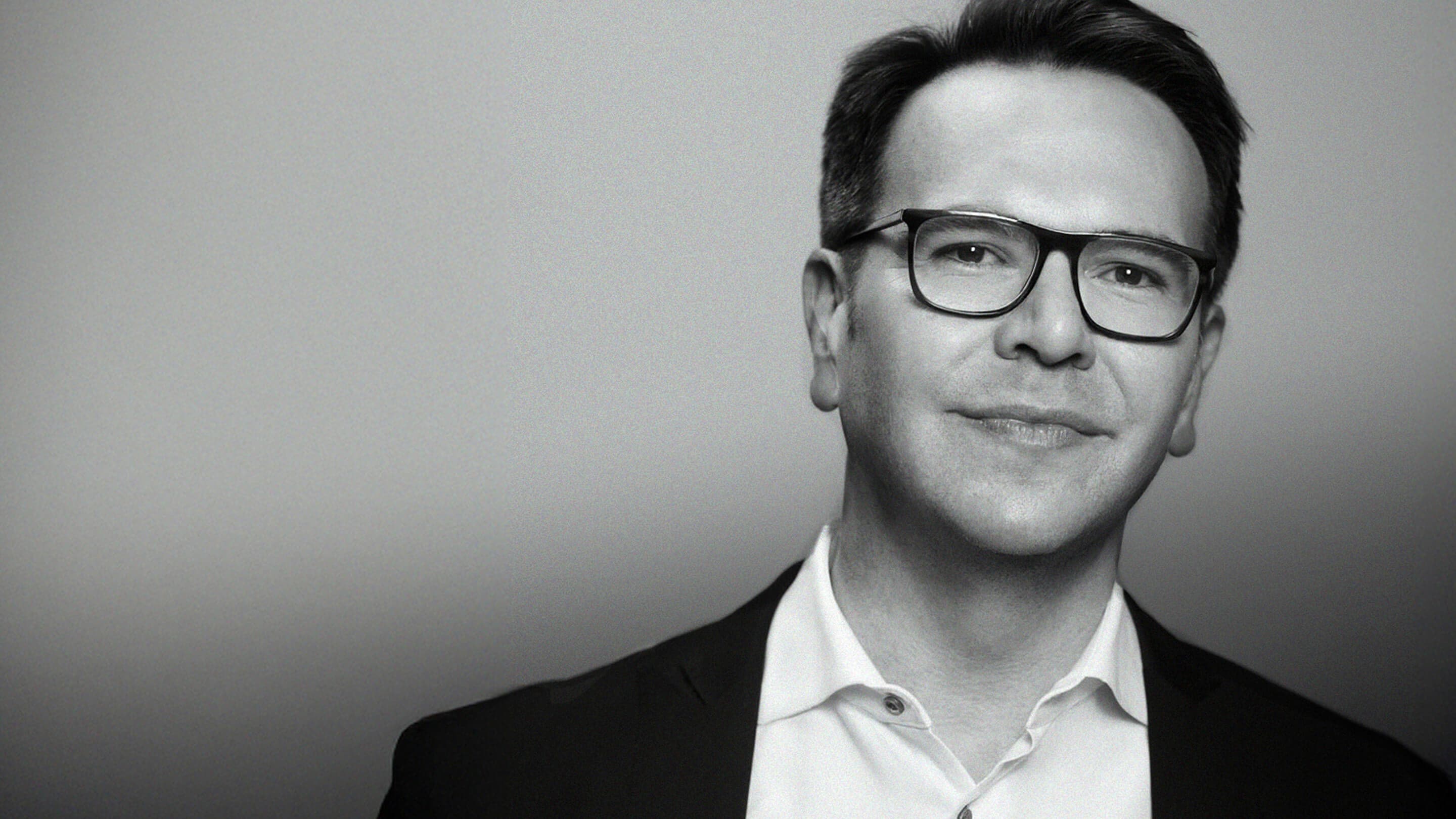 Clyde Johnson | Our Global Experts | La Mer