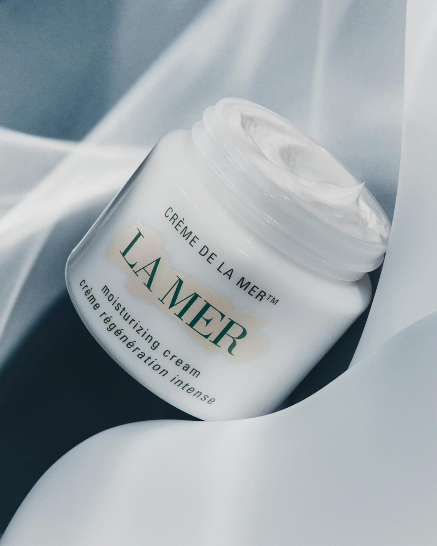 Regine Chu | Our Global Experts | La Mer