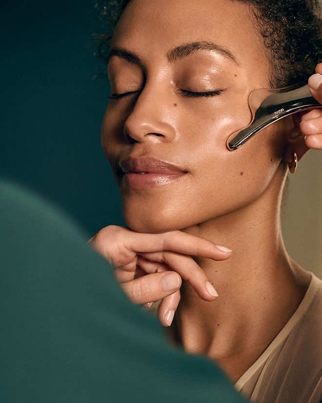 Services | Online, In-Store, & Spa de La Mer | La Mer