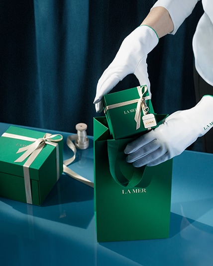 Holiday Gift Guide | La Mer Official Site